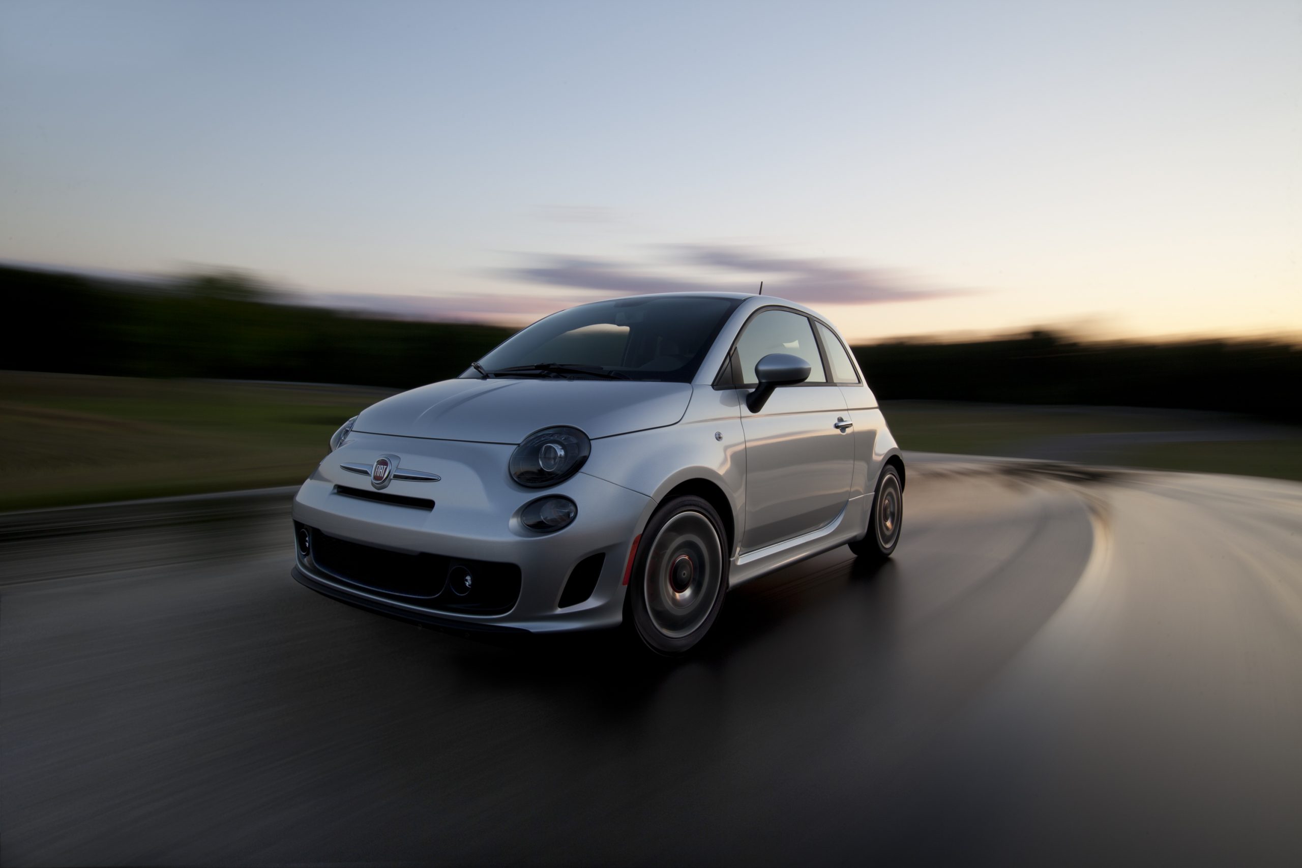First Look: 2013 Fiat 500 Turbo - Winding Road Magazine